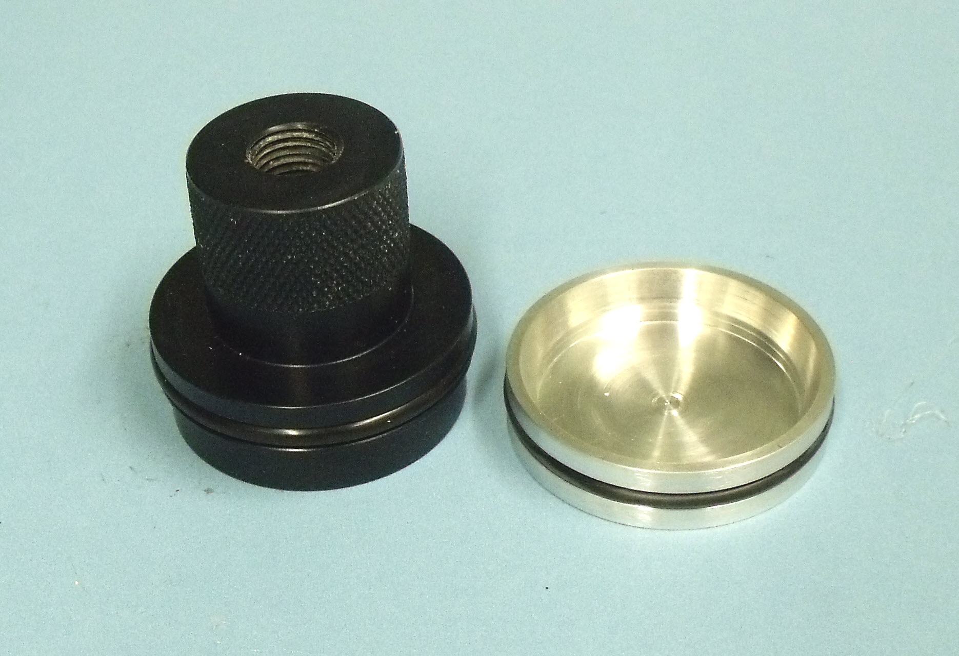 Original bulkhead andlightweight bulkhead Xi-23\DSCF6563.JPG